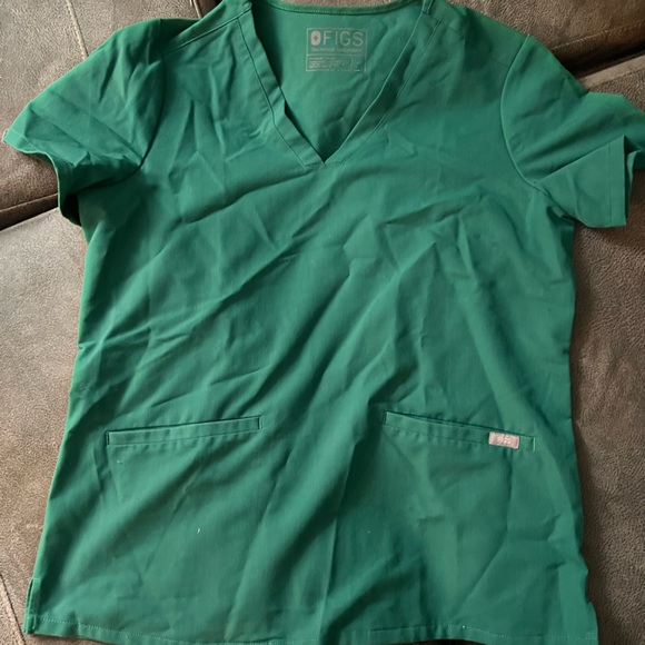 Figs | Tops | Hunter Green Figs Scrub Top | Poshmark